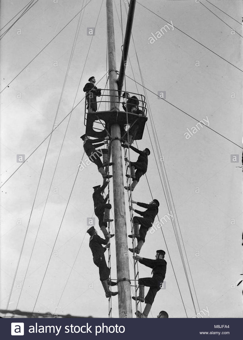 Hms Raleigh Stock Photos & Hms Raleigh Stock Images - Alamy