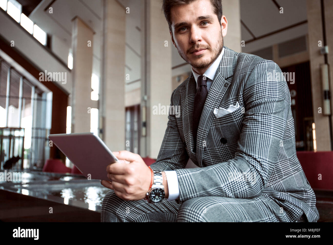 Smartly dressed male model hi-res stock photography and images - Alamy