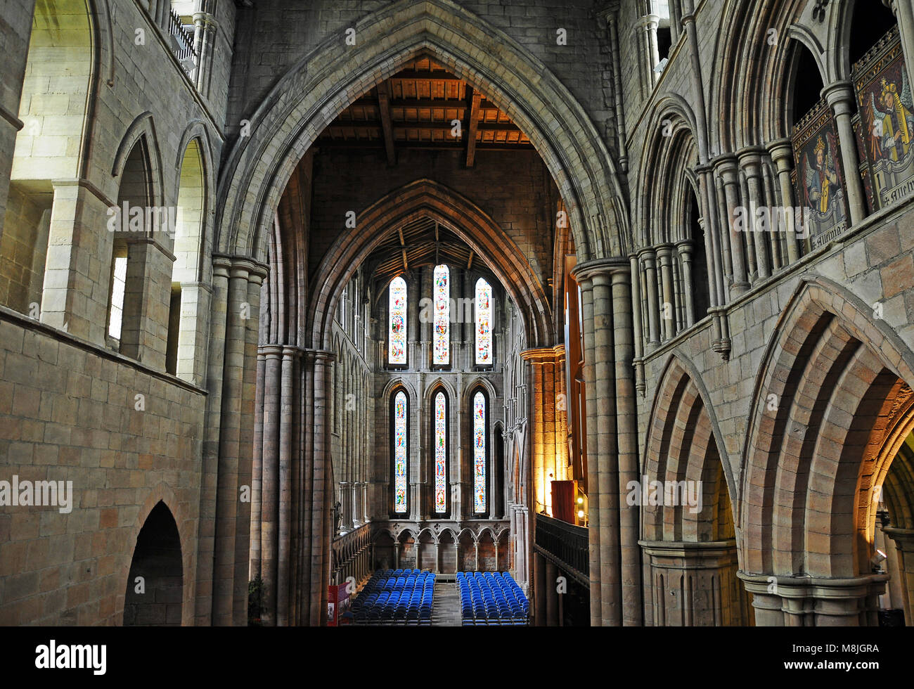 York cathedral the crypt hi-res stock photography and images - Alamy