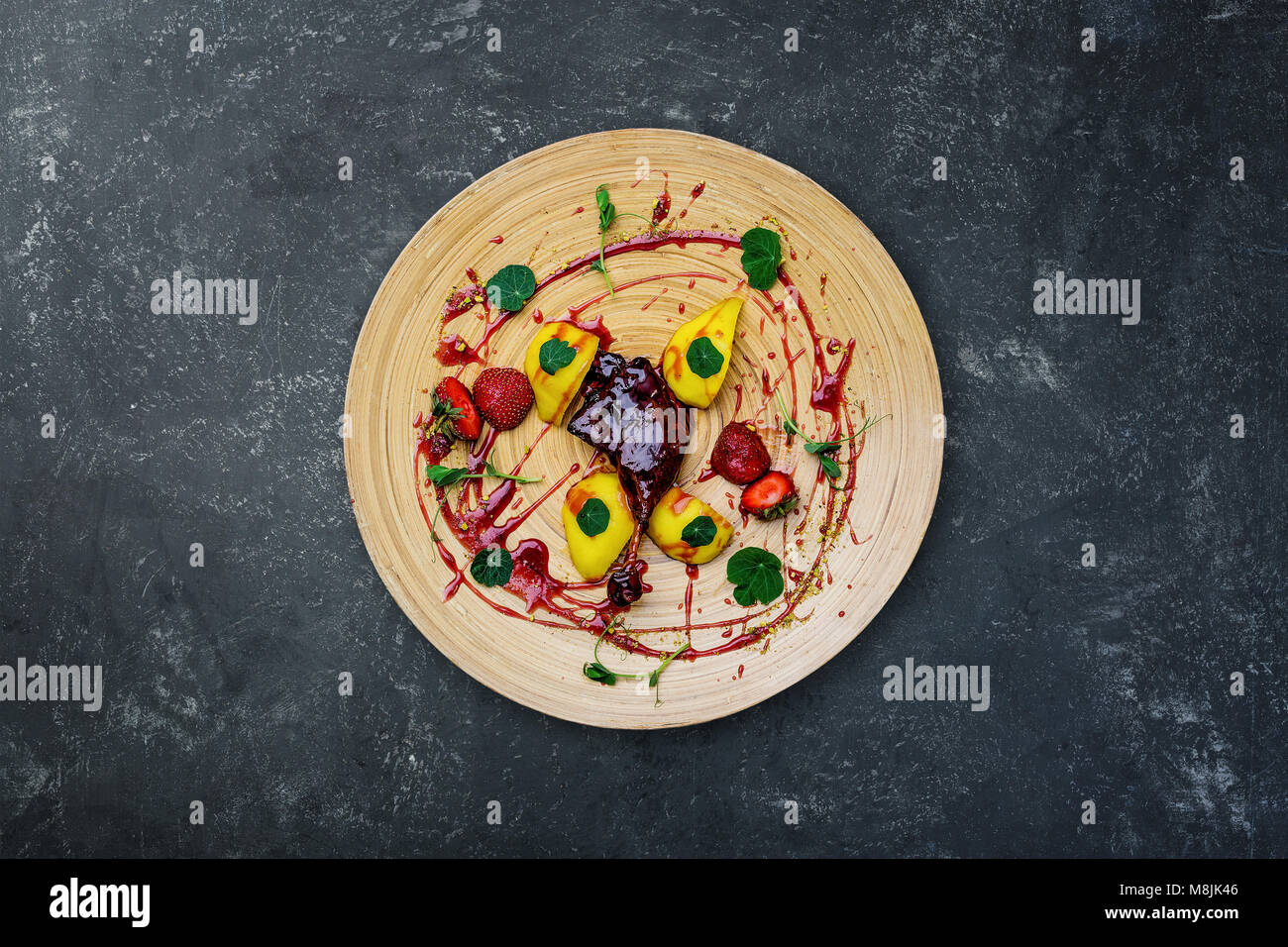 Confit duck hi-res stock photography and images - Alamy