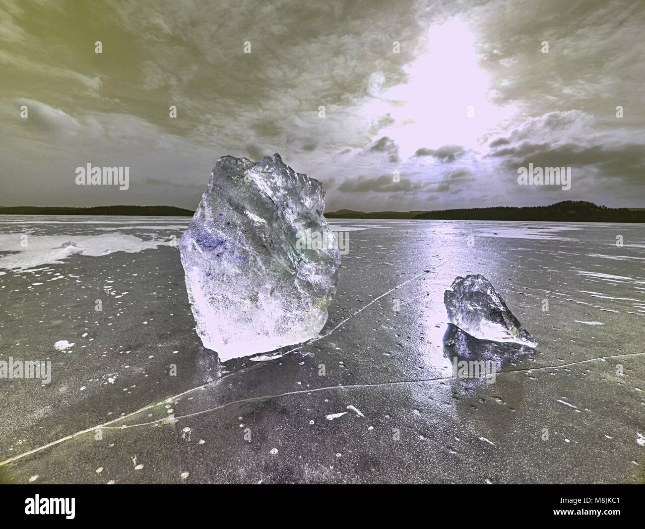 Glaciers thaw hi-res stock photography and images - Alamy