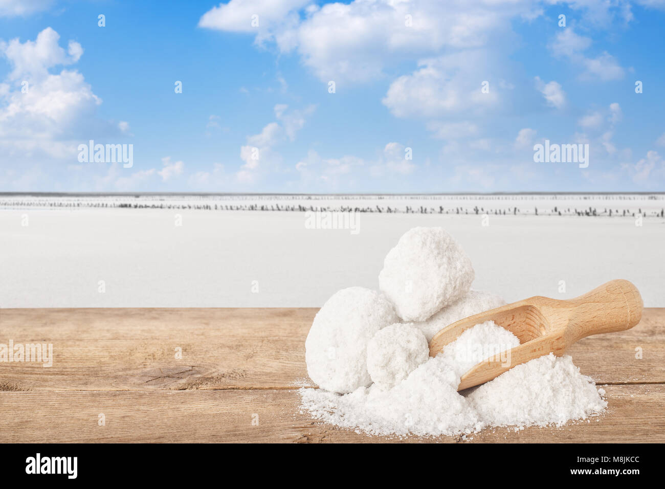 Lump of salt hi-res stock photography and images - Alamy