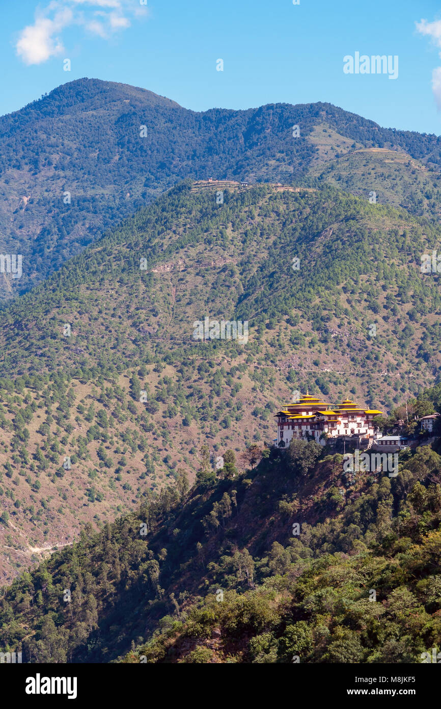 Bhutan trashigang architecture traditional hi-res stock photography and ...