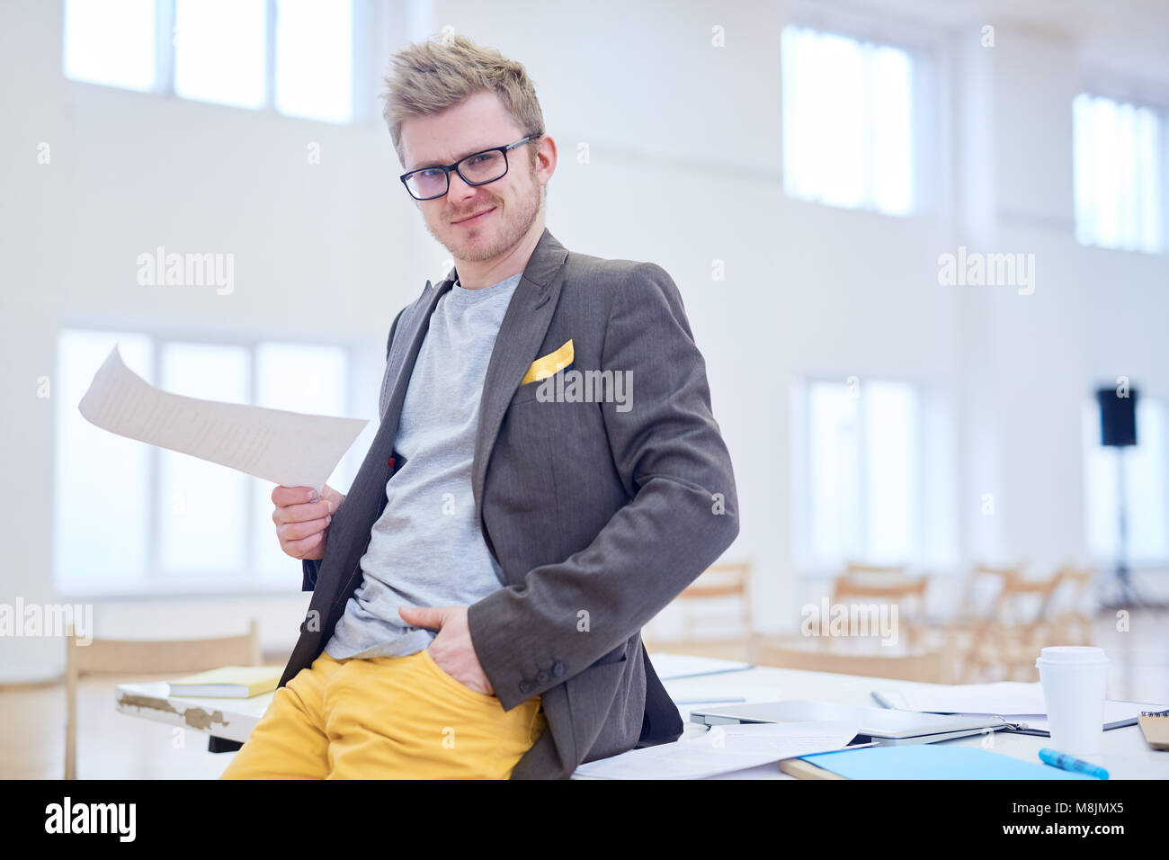 Employee employer manager hi-res stock photography and images - Alamy