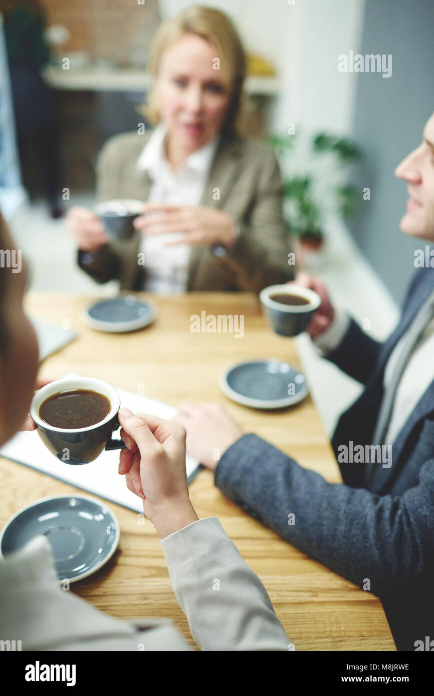 Team planning together drinking hi-res stock photography and images - Alamy