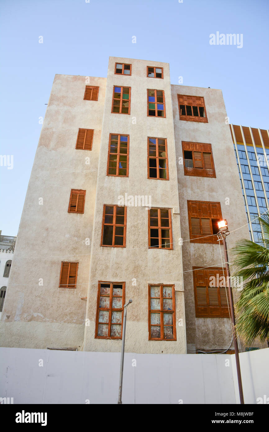 Saudi building traditional wall detail hi-res stock photography and ...