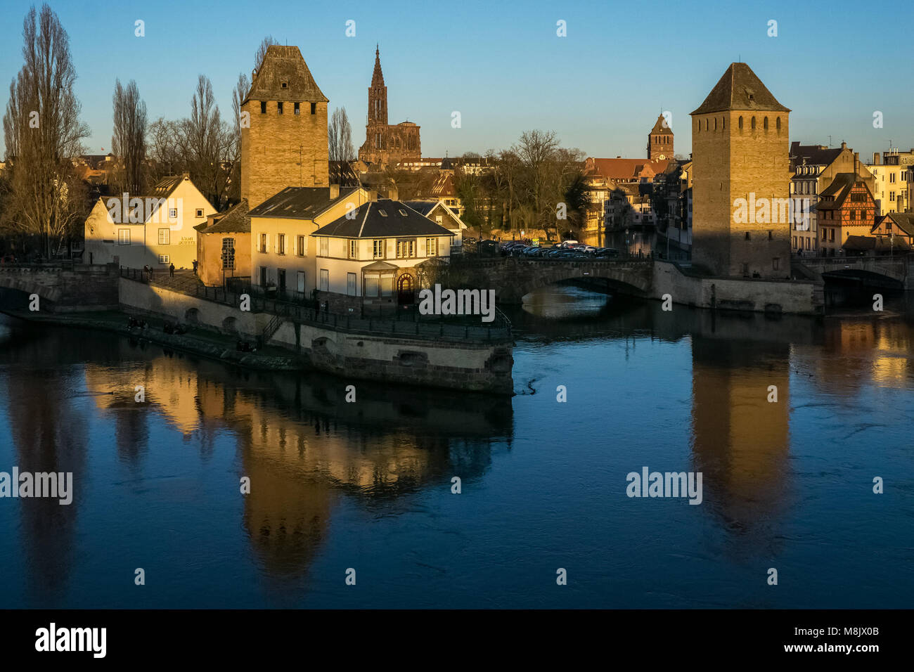 Strasbourg cathedral exterior hi-res stock photography and images - Alamy