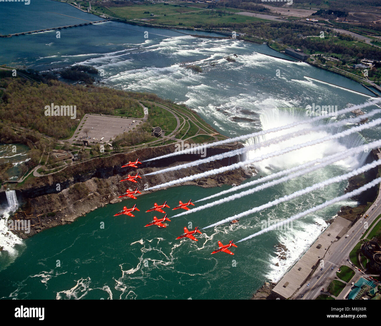 The Red Arrows ( the Aerobatic display team of the Royal Air Force ...