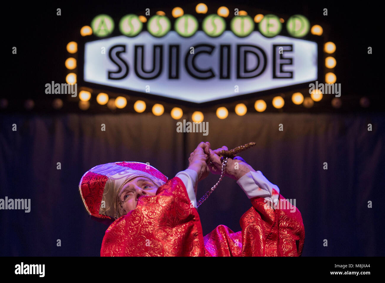 David doyle actor hi-res stock photography and images - Alamy