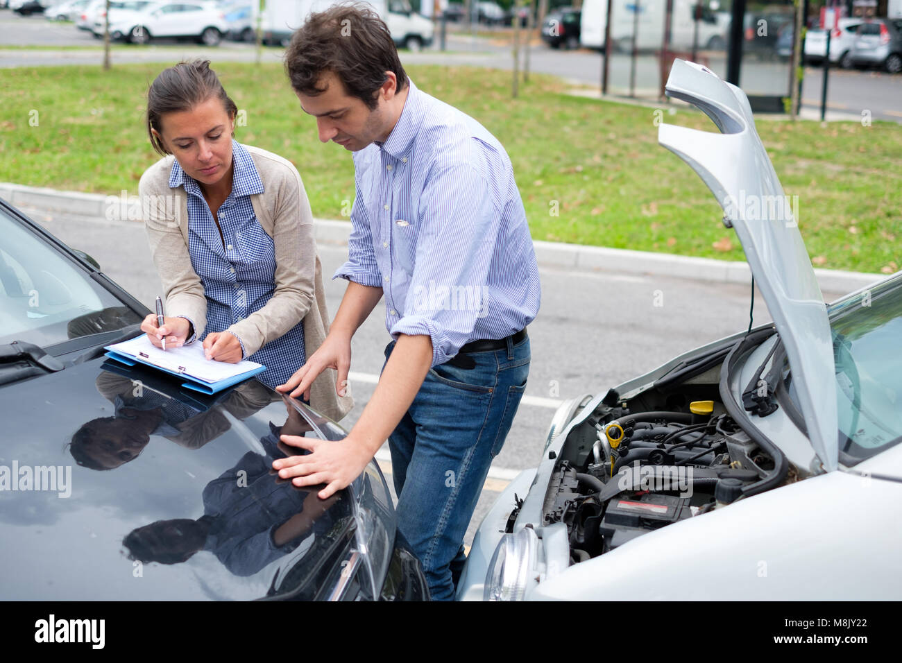 Drive accident hi-res stock photography and images - Alamy
