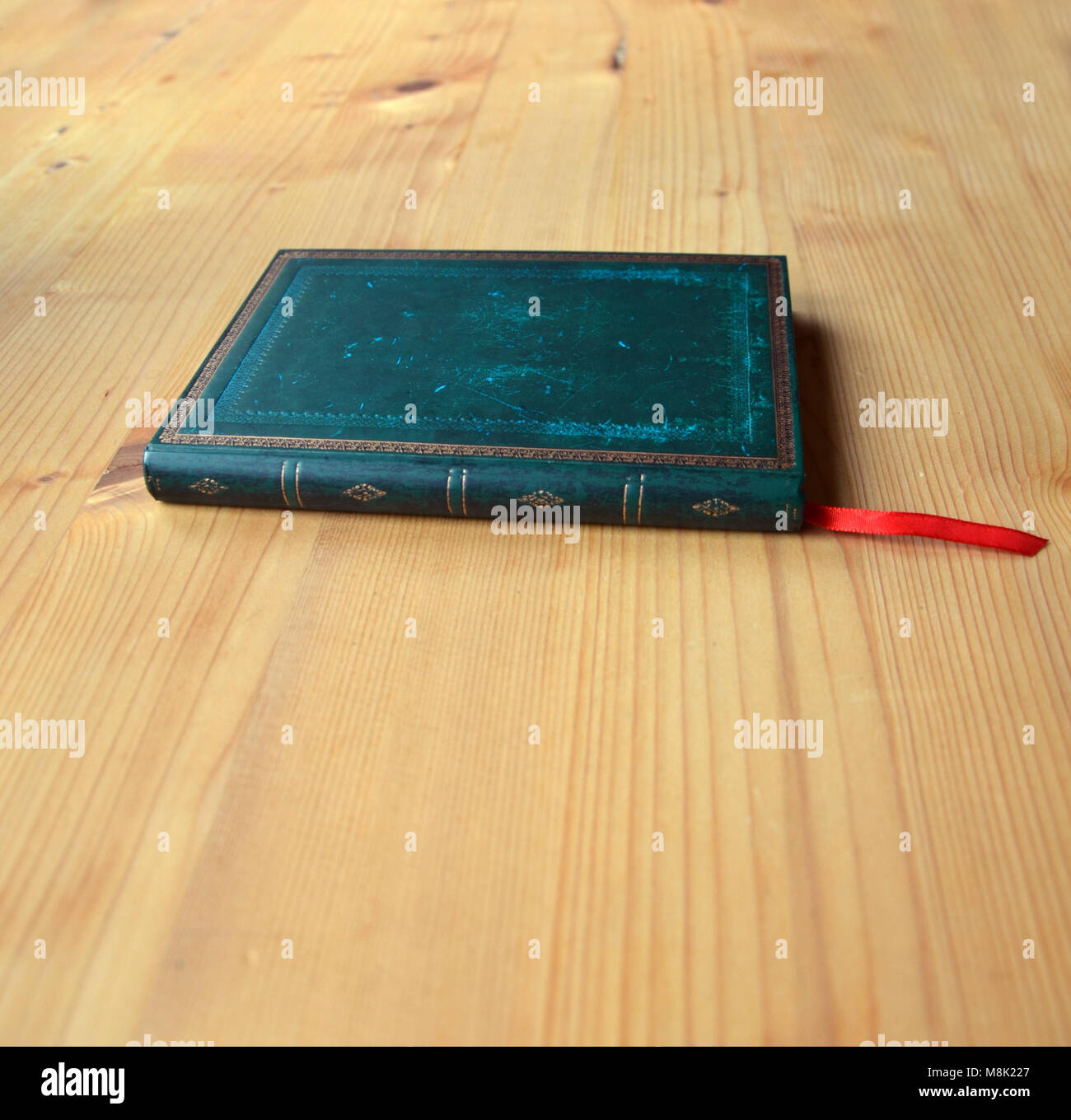 Write journal nature hi-res stock photography and images - Alamy