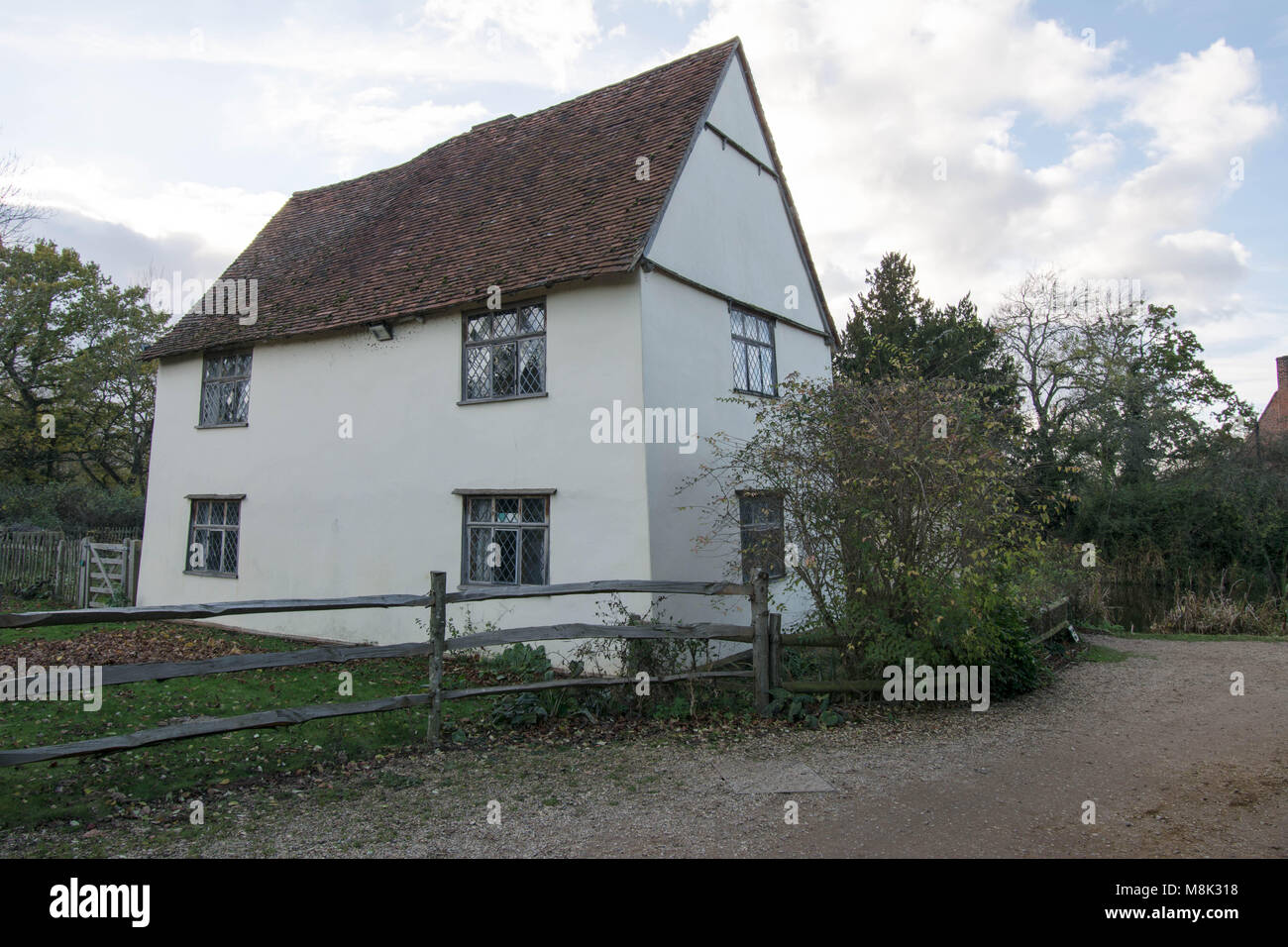 Willy Lots Cottage at Flatford Mill Suffolk England constable country ...