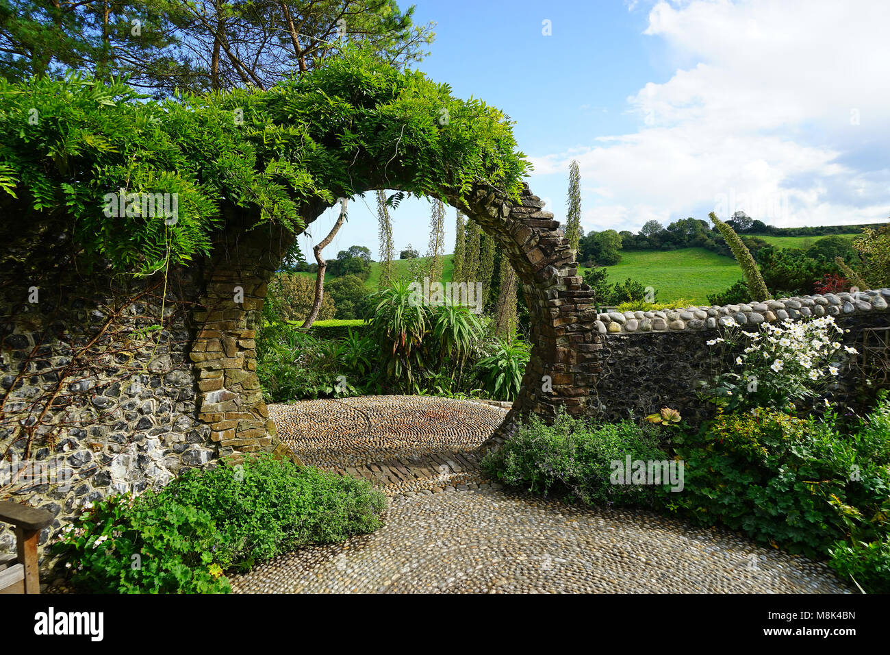Garden portal hi-res stock photography and images - Alamy