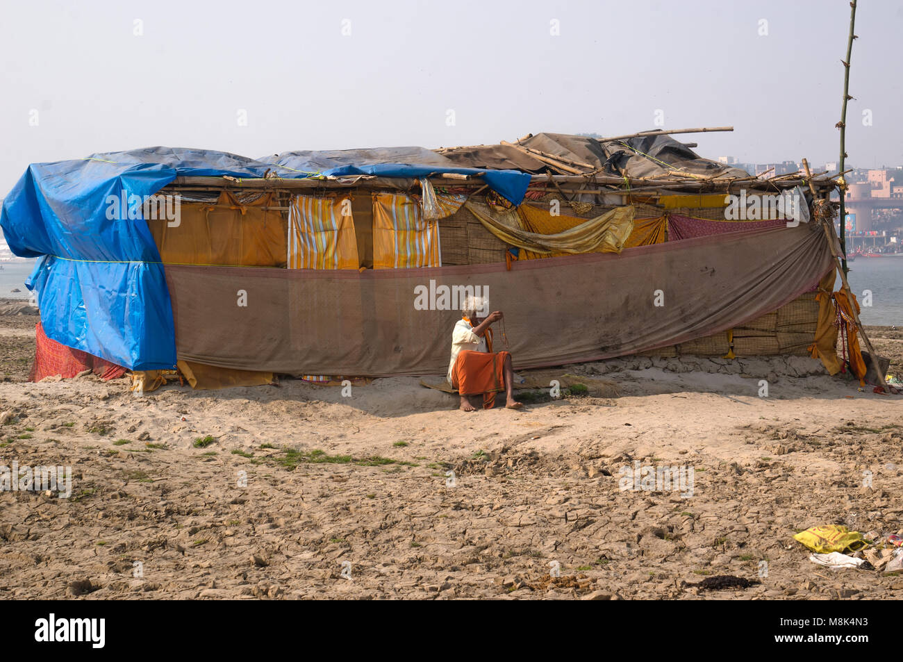 India hermit hi-res stock photography and images - Alamy
