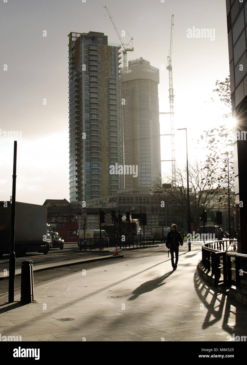 Elephant & castle buildings hi-res stock photography and images - Alamy
