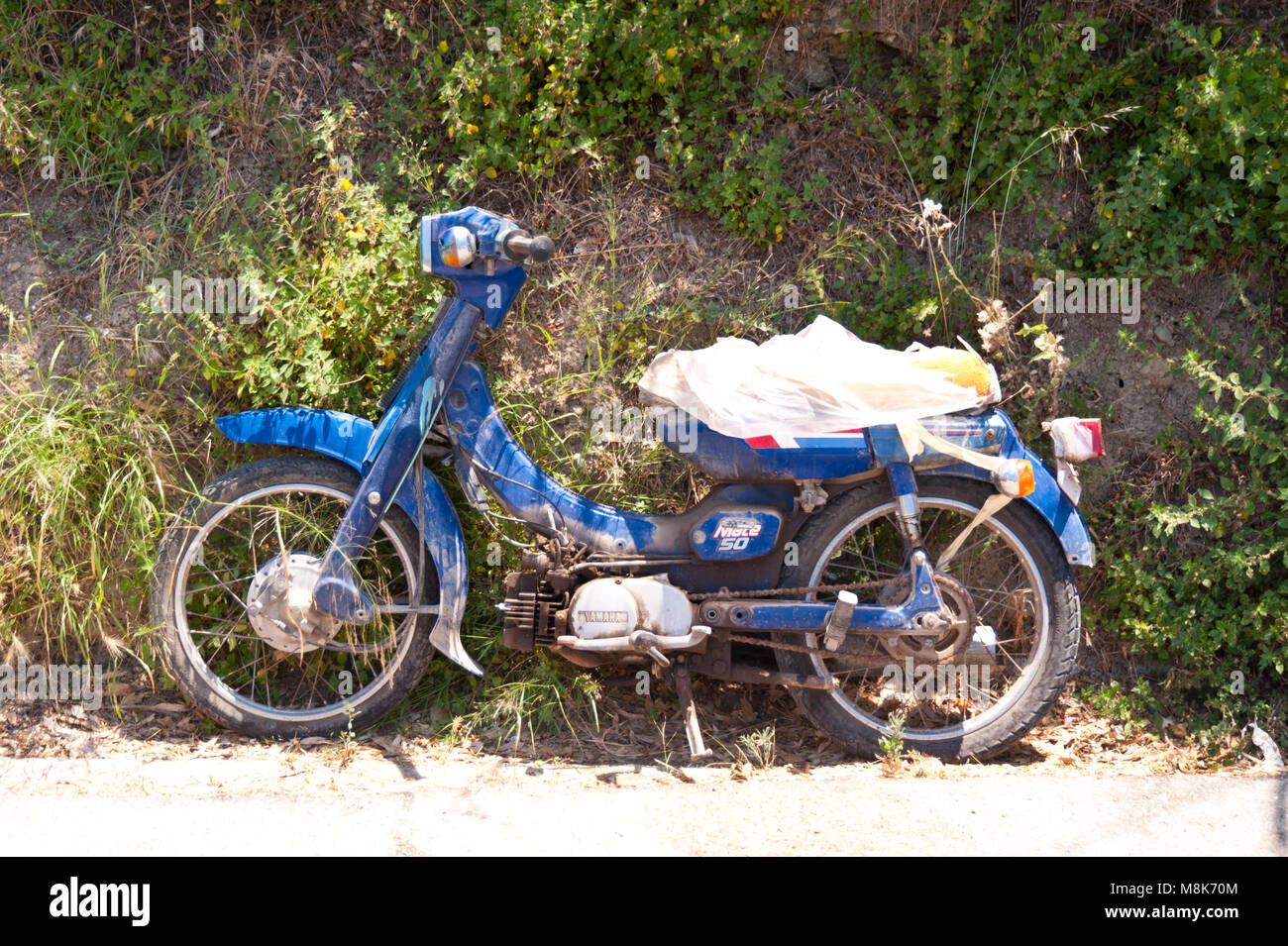 Moped scrap hi-res stock photography and images - Alamy