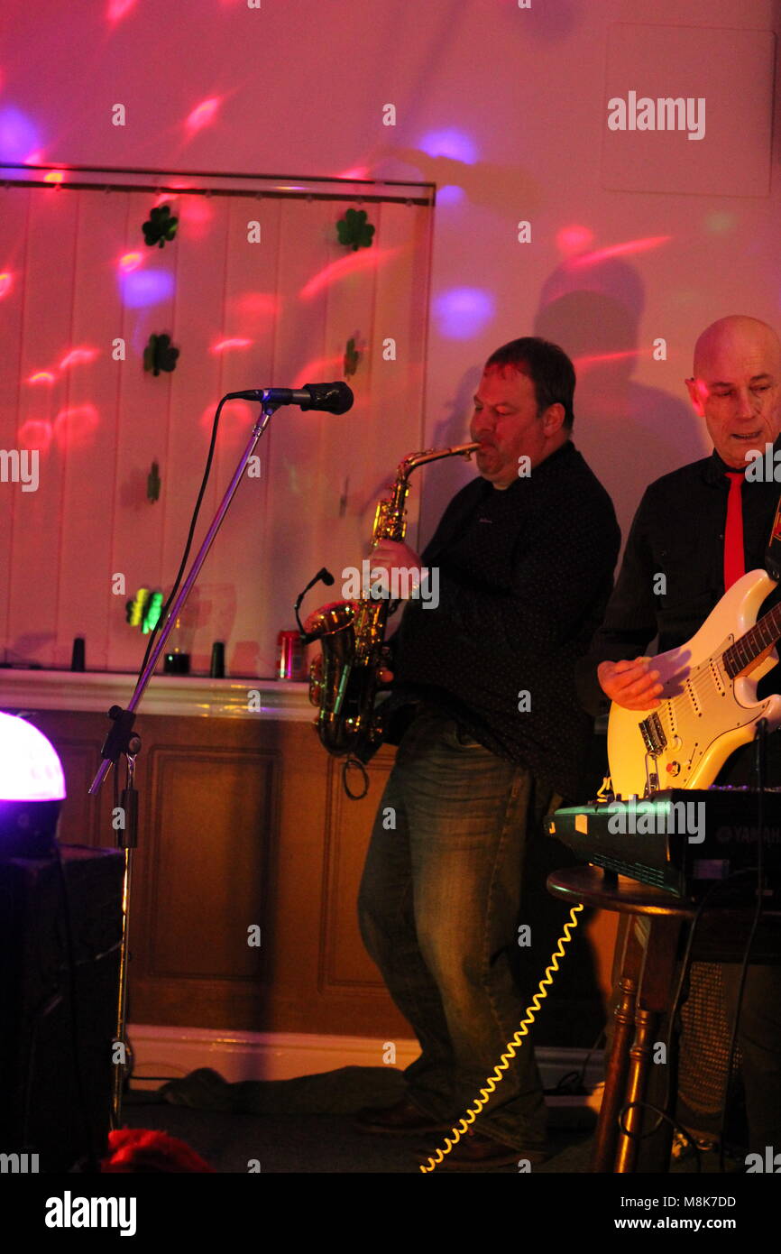 Pro saxophonist hi-res stock photography and images - Alamy