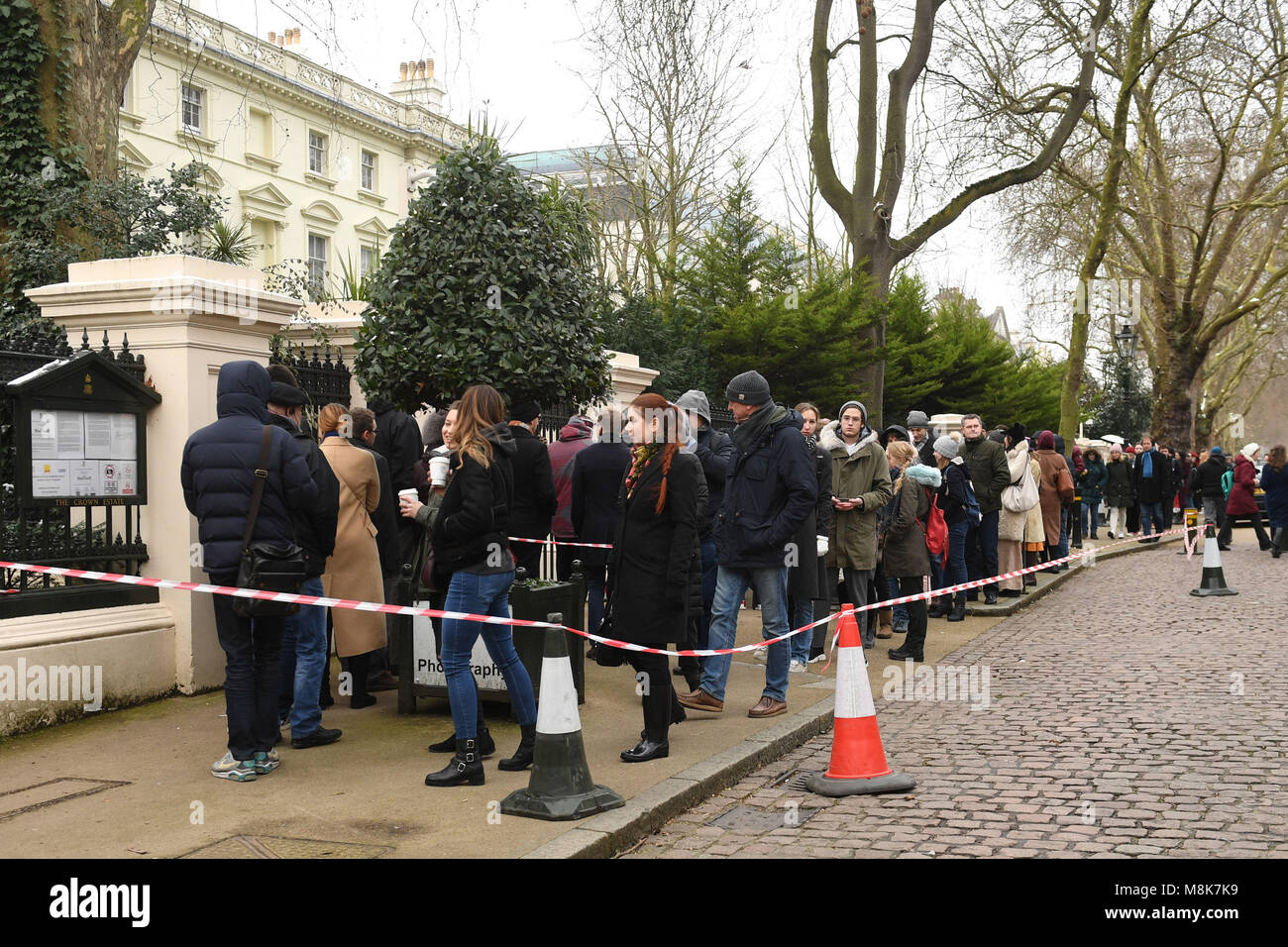 Russian citizens queue outside russian embassy hi-res stock photography ...