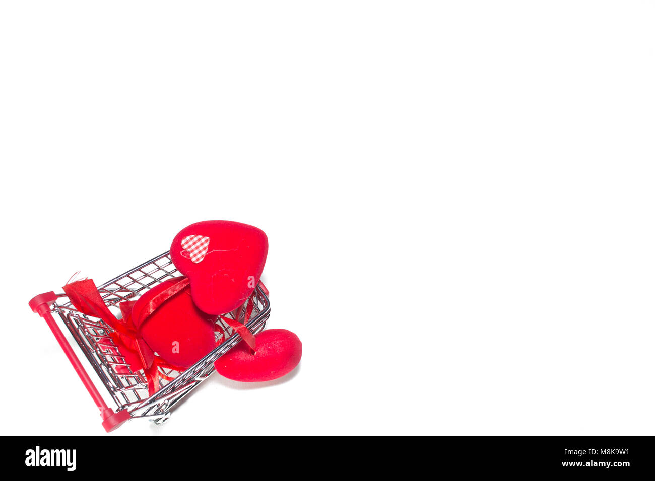 Buying a love hearts from supermarket, Hearts in shopping cart, shoping ...