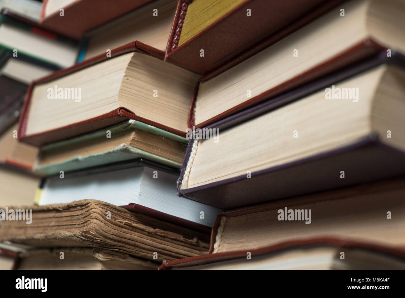 Many books in a bookstore or library Stock Photo - Alamy