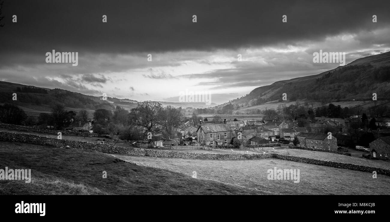 Monochrome view of Kettlewell Stock Photo - Alamy