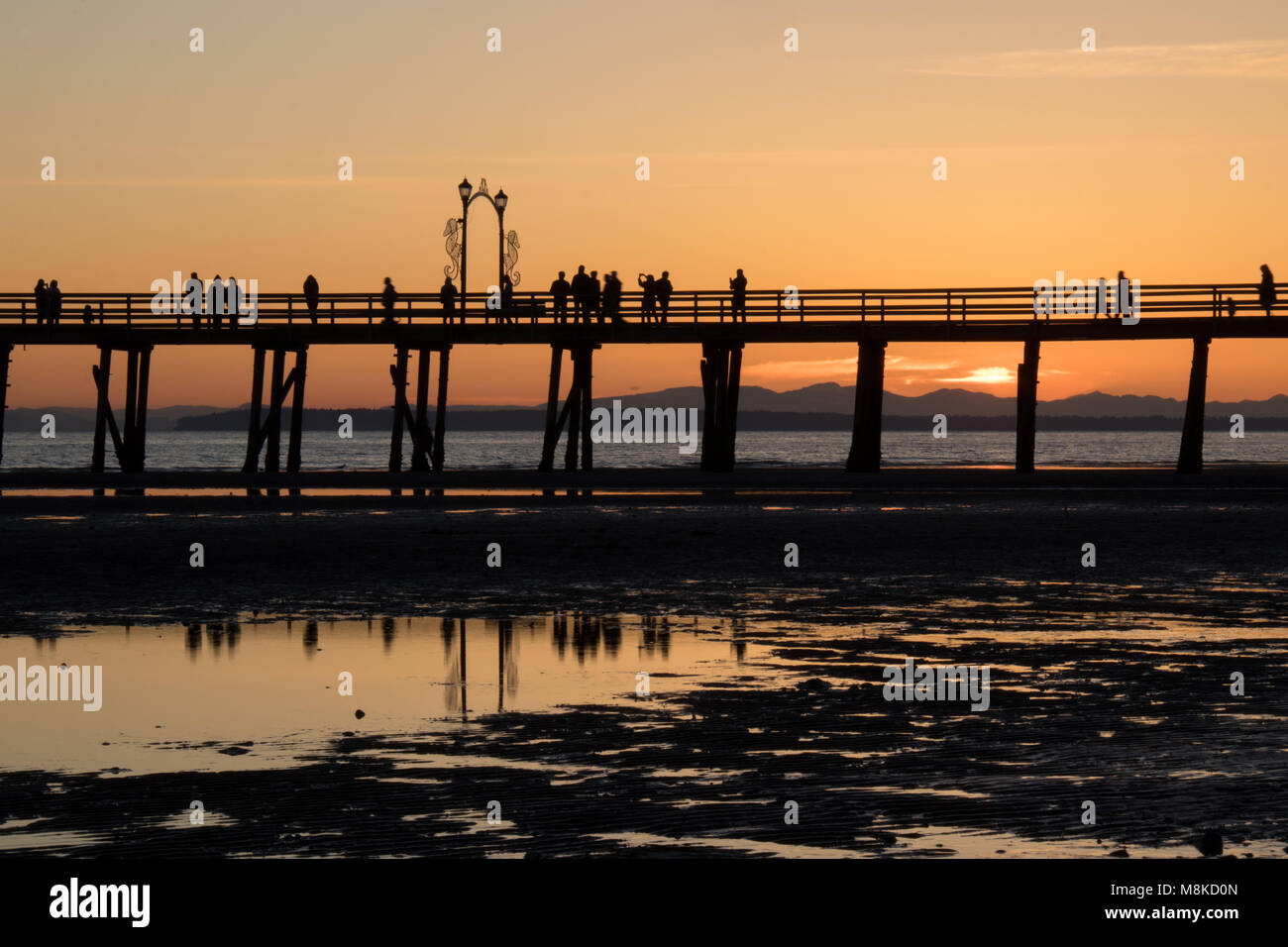 White rock pier hi-res stock photography and images - Alamy
