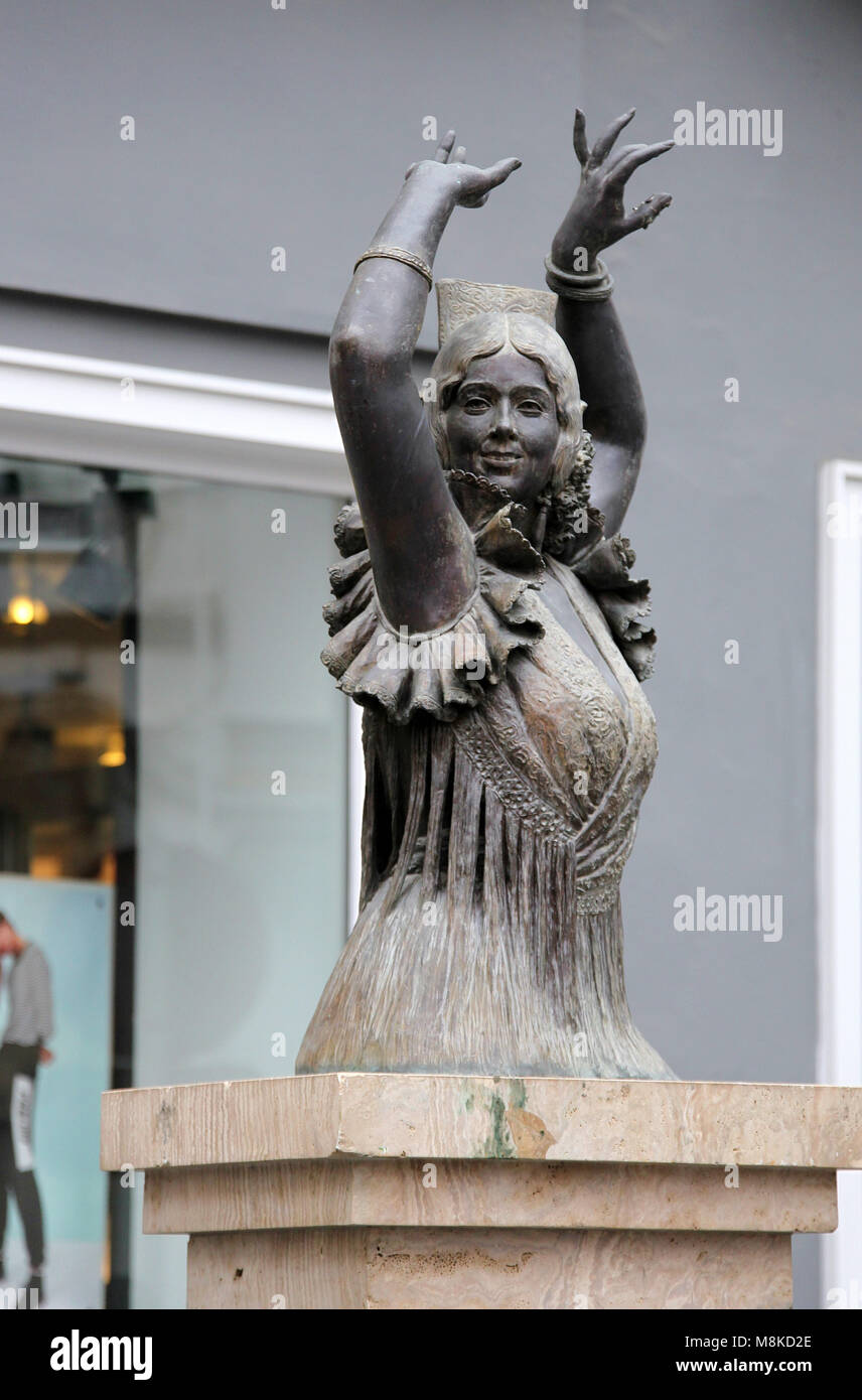 Monument to Pastora Imperio in Seville Stock Photo - Alamy