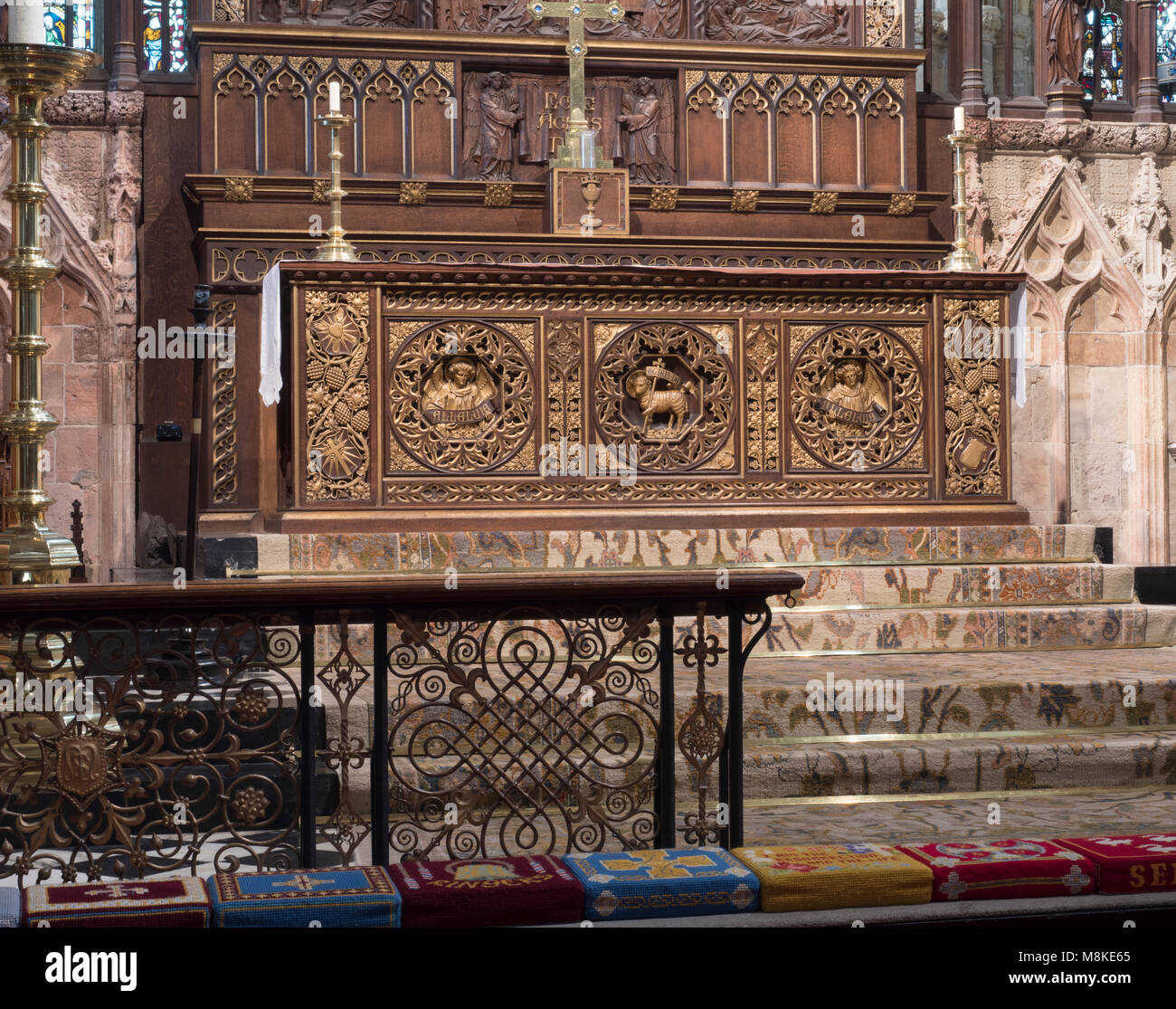 The high altar, Selby Abbey, Selby, Yorkshire, England, UK Stock Photo ...