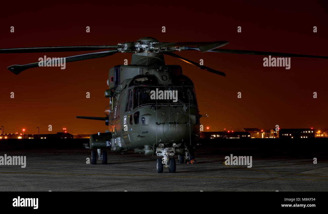 Merlin mk3 commando helicopter hi-res stock photography and images - Alamy