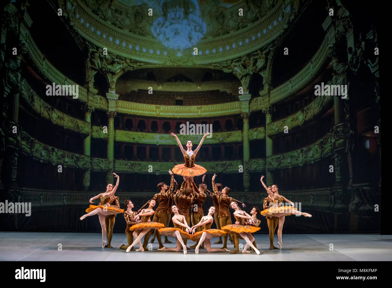 Bolshoi theatre ballet dancers hi-res stock photography and images - Alamy