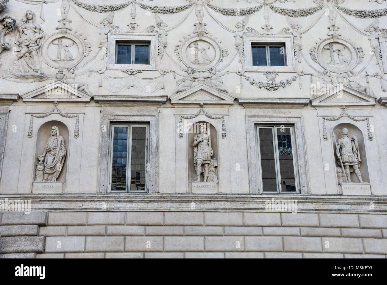 Palazzo spada statue hi-res stock photography and images - Alamy