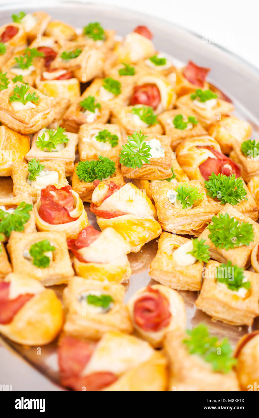 Furshet table hi-res stock photography and images - Alamy