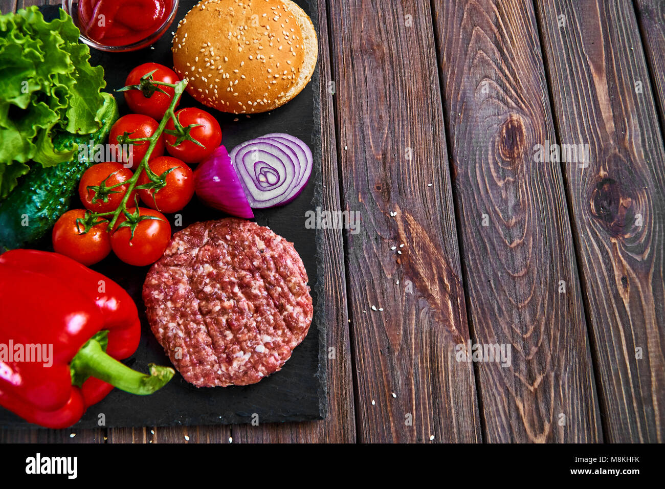 Preparation of burger Stock Photo - Alamy