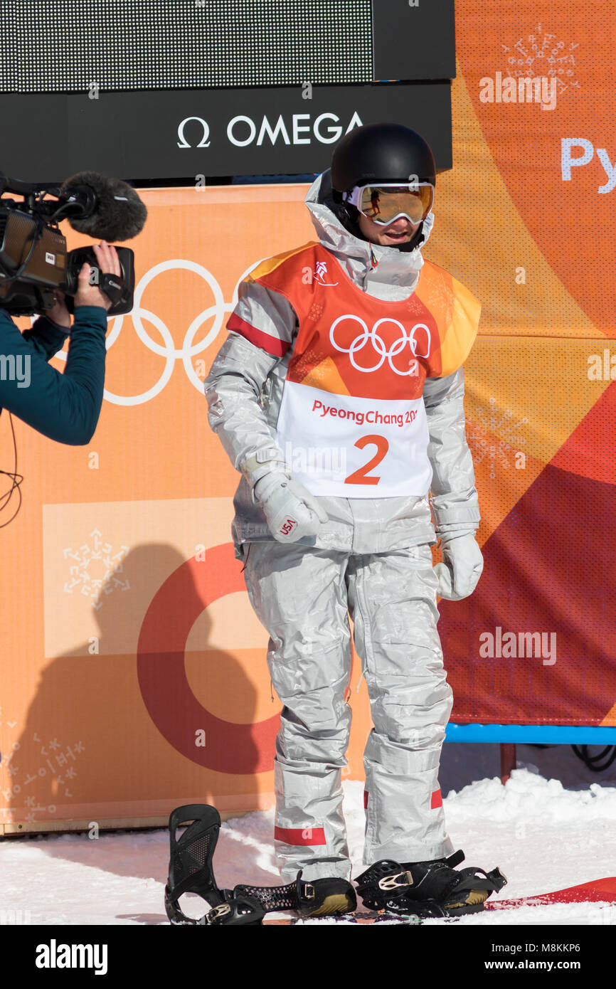 Kelly Clark (USA) competing in the Snowboard Ladies Halfpipe at the ...