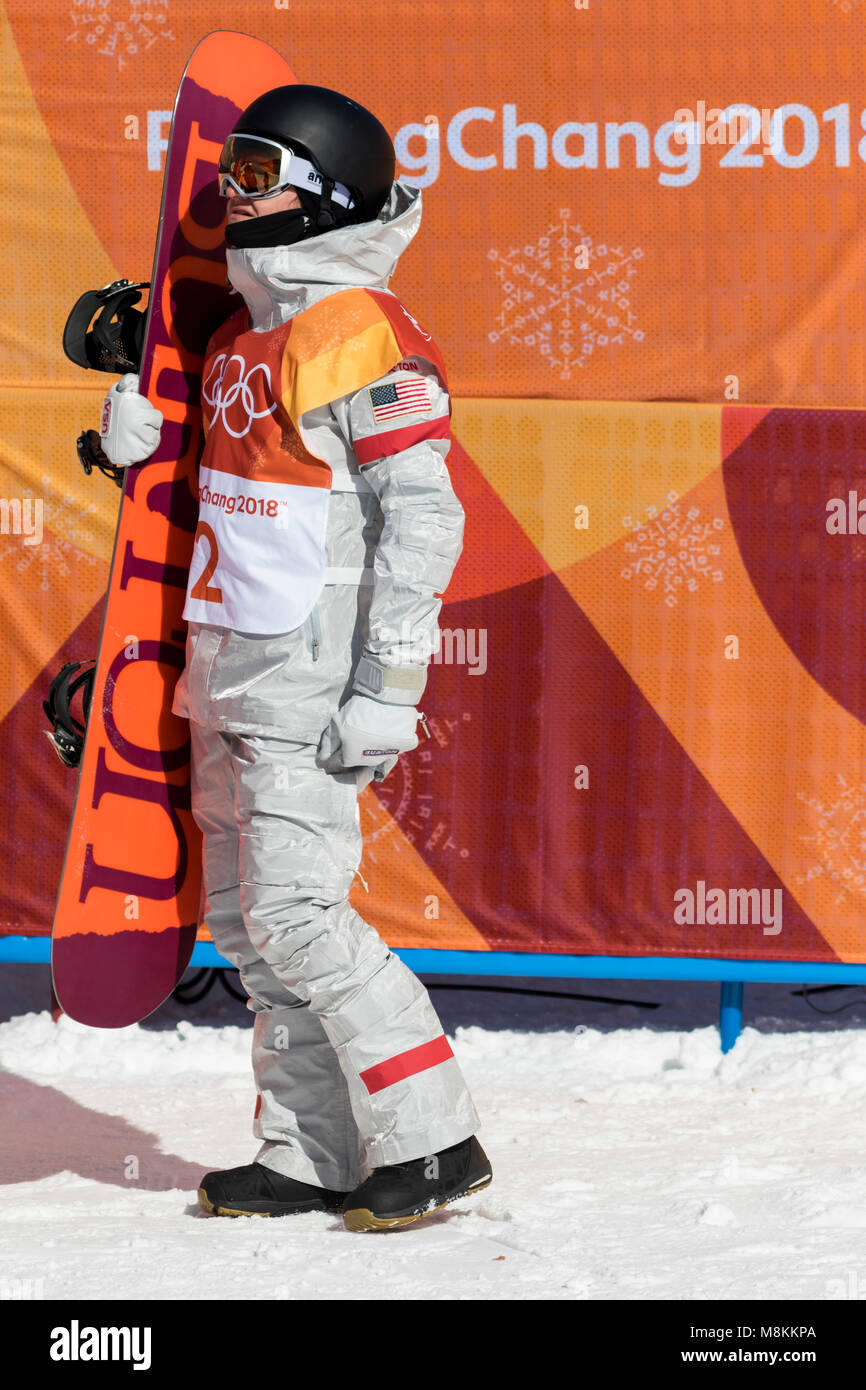 Kelly Clark (USA) competing in the Snowboard Ladies Halfpipe at the ...