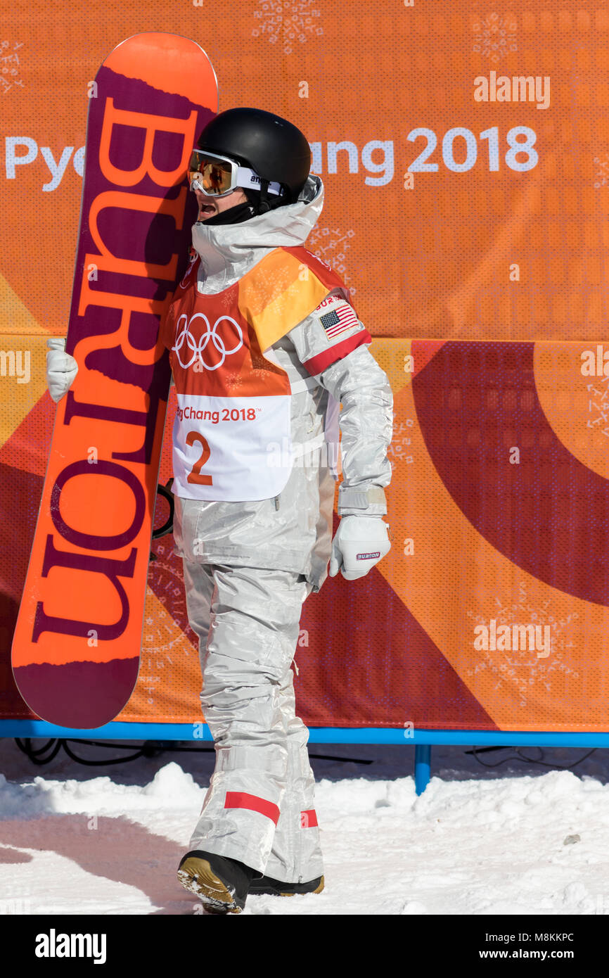 Kelly Clark (USA) competing in the Snowboard Ladies Halfpipe at the ...