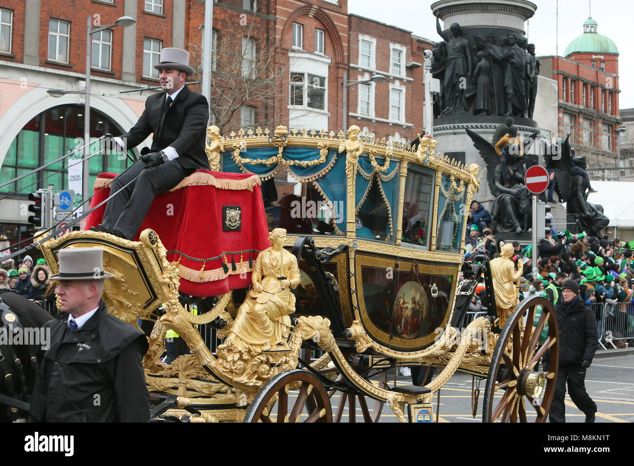 The Dublin Lord Mayor's Horse and Carriage during the St Patrick's Day ...