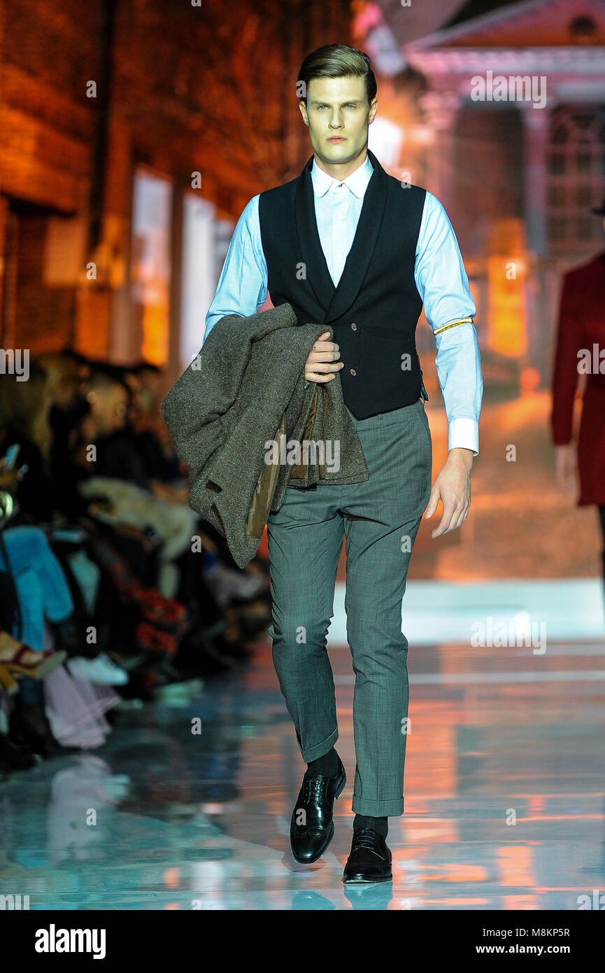 Fashion models represent new Fall/Winter 2018 ZANE BARLAS collection ...