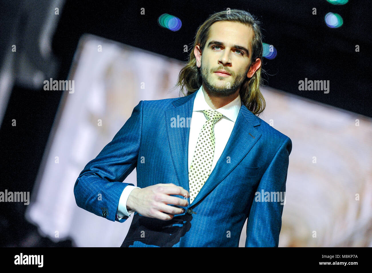 Fashion models represent new Fall/Winter 2018 ZANE BARLAS collection ...