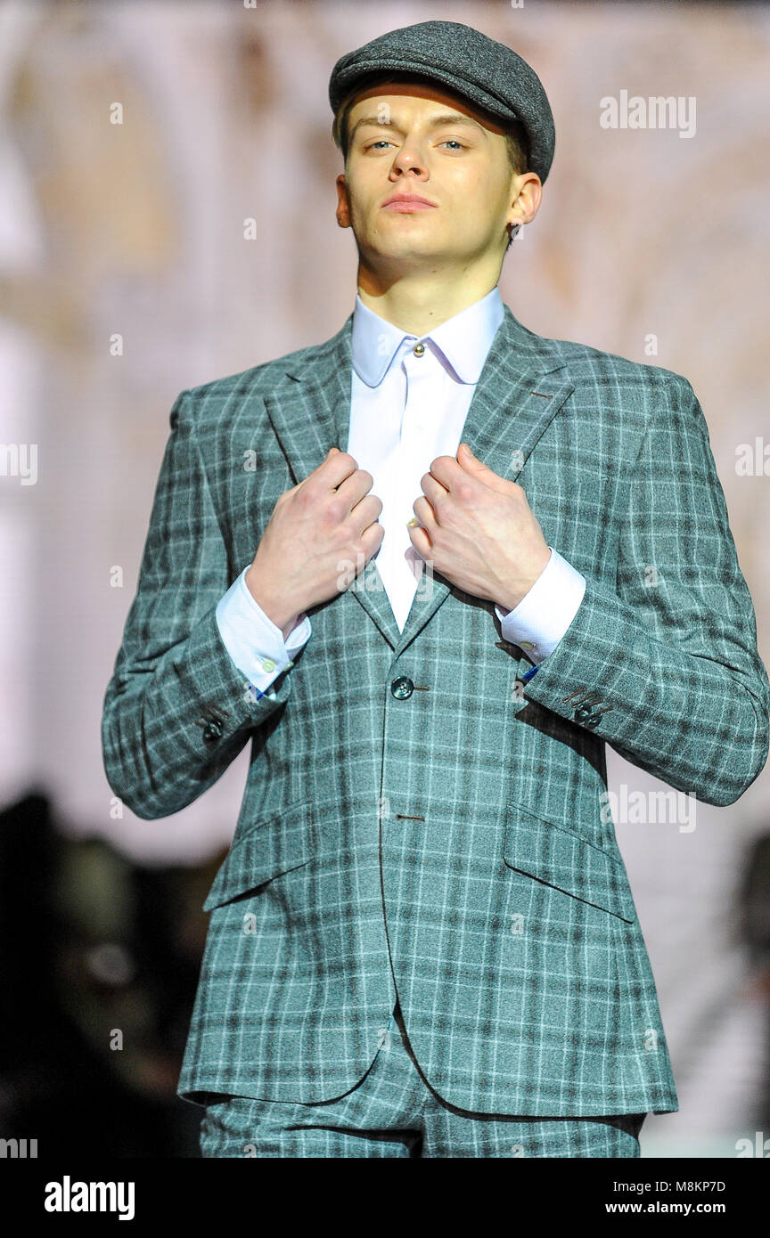 Fashion models represent new Fall/Winter 2018 ZANE BARLAS collection ...