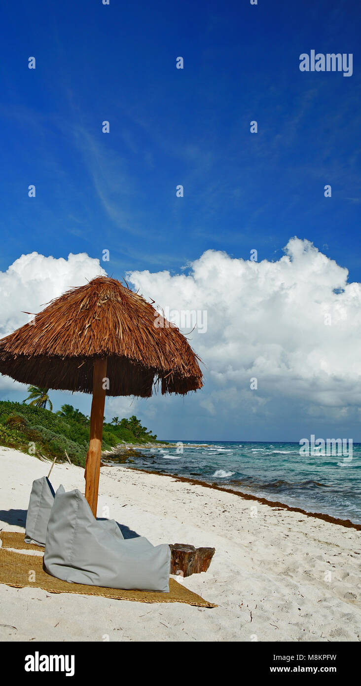 Beautiful ocean view in Cancun Mexico Stock Photo - Alamy