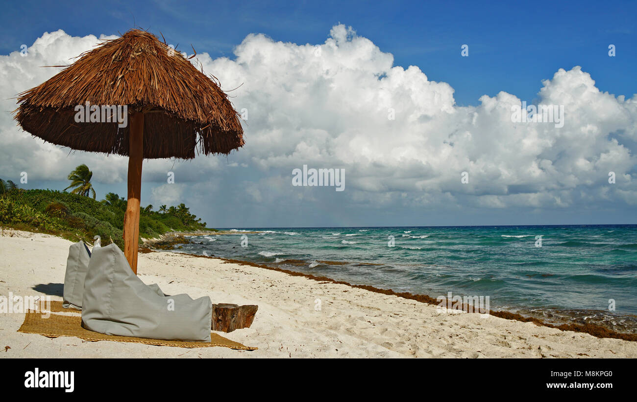Beautiful ocean view in Cancun Mexico Stock Photo - Alamy