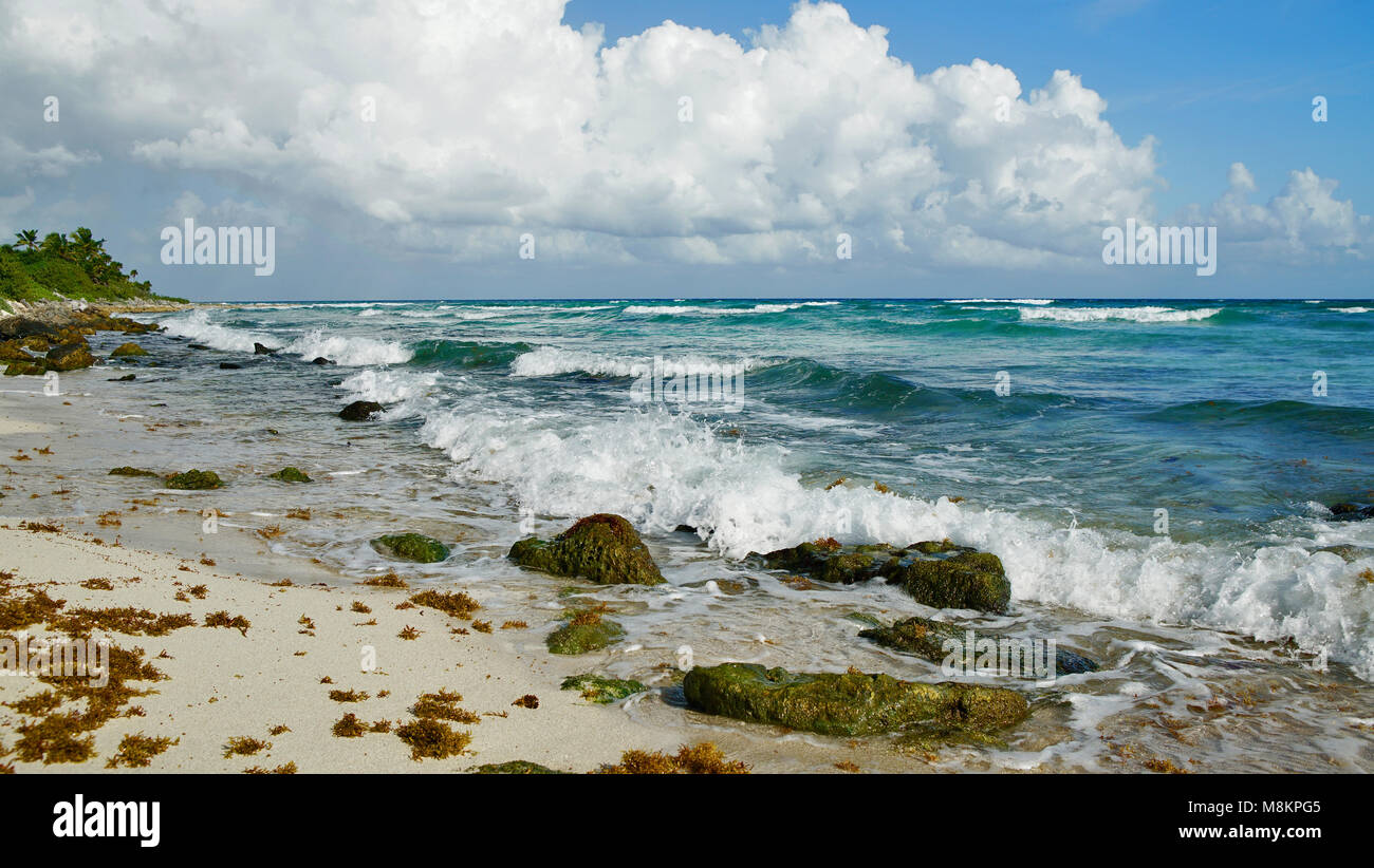 Beautiful ocean view in Cancun Mexico Stock Photo - Alamy