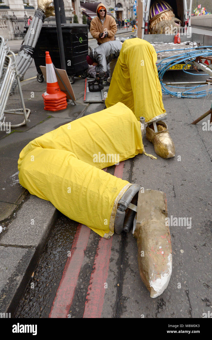 Animatron hi-res stock photography and images - Alamy