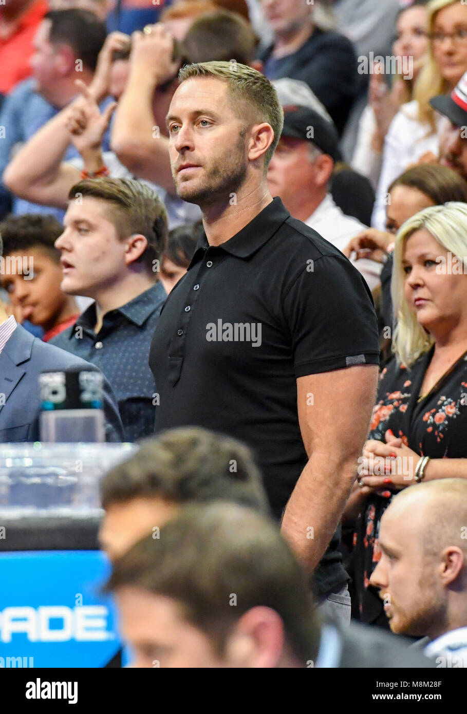 Cliff kingsbury hi-res stock photography and images - Alamy