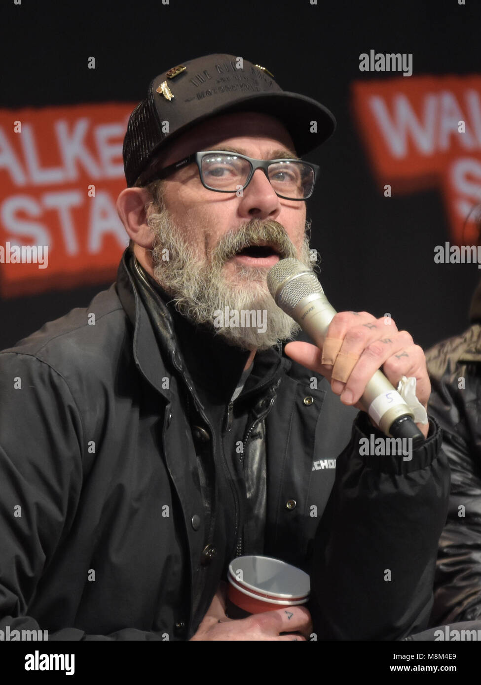 Mannheim, Germany. 18th Mar, 2018. (L to R) Actor Jeffrey Dean Morgan ...