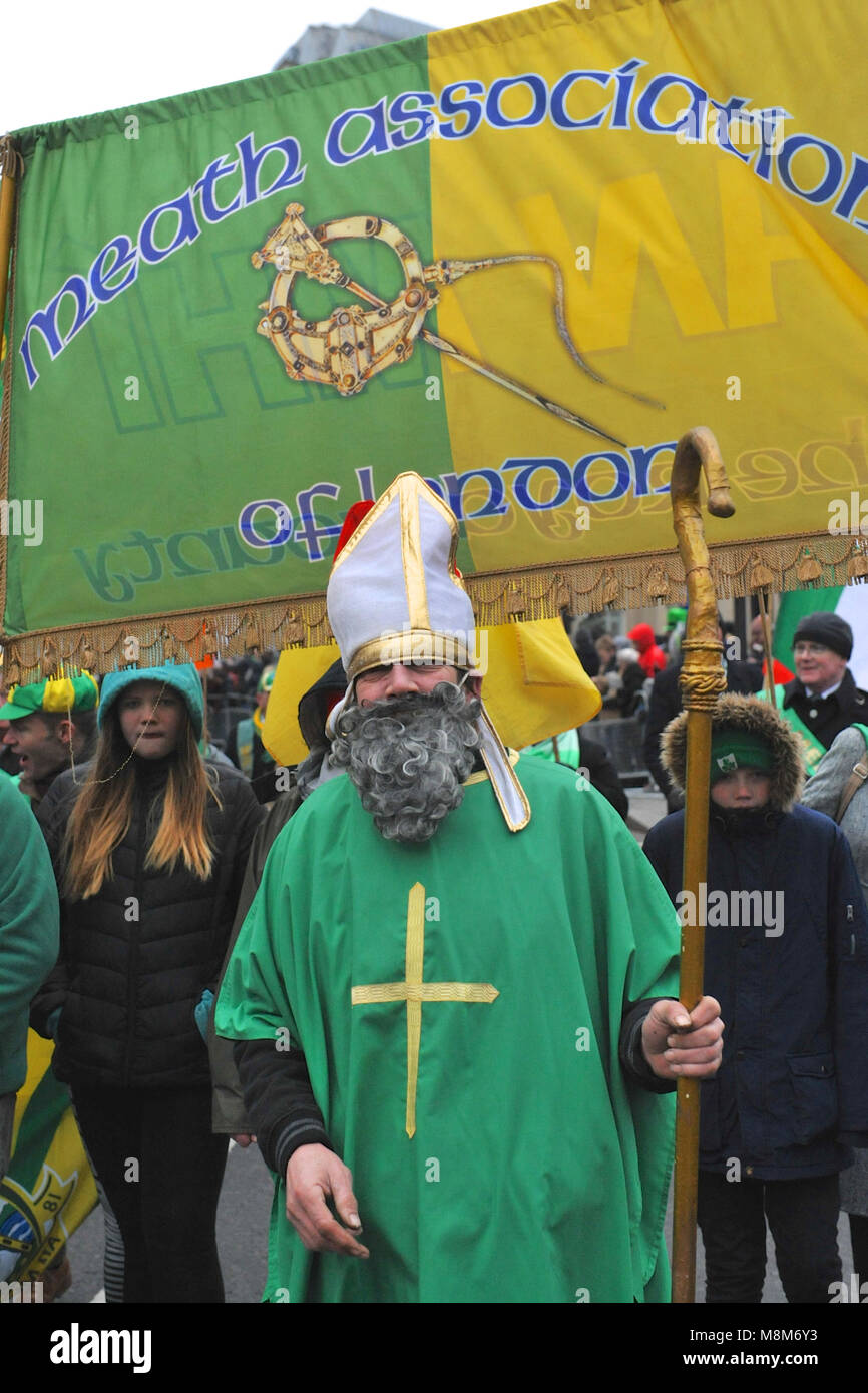 Man dressed as st patrick hi-res stock photography and images - Alamy