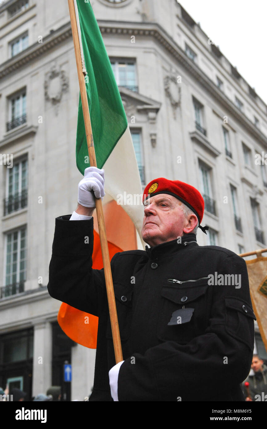 Flag united irishmen hi-res stock photography and images - Alamy