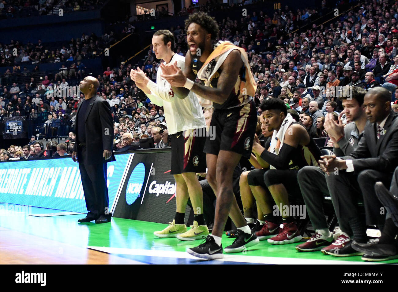 Florida state seminoles forward phil cofer 0 hi-res stock photography ...
