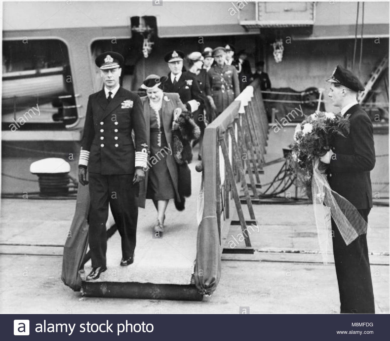 Hms Queen Elizabeth Ww2 Stock Photos & Hms Queen Elizabeth Ww2 Stock ...
